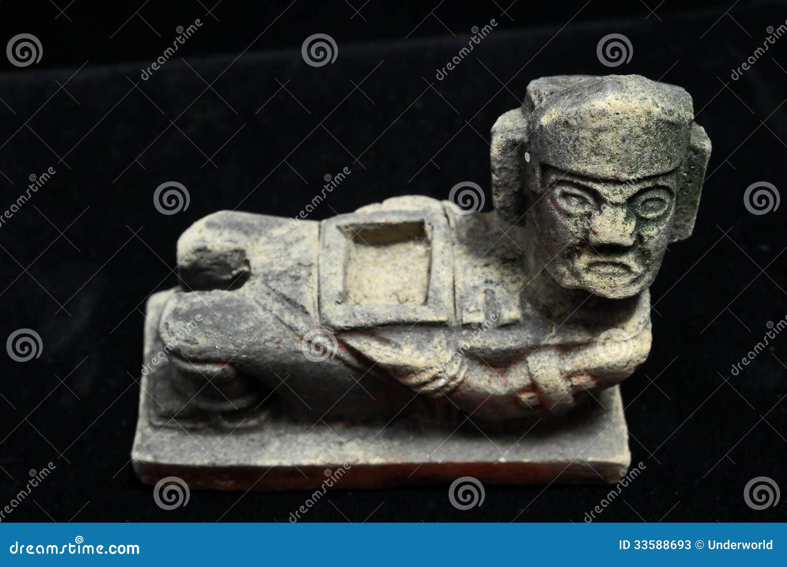 Ancient Mayan Statue stock image. Image of historic, pyramid - 33588693