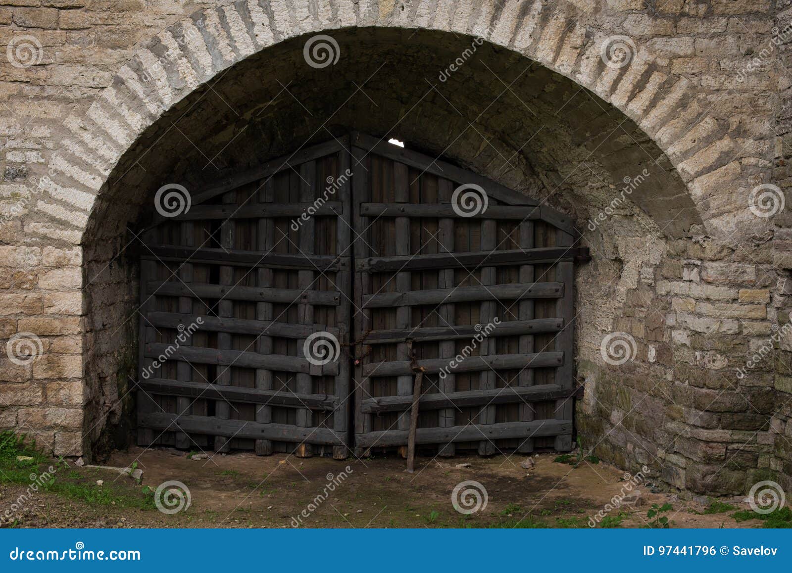Ancient Medieval Wooden Gate Stock Photo - Image of architecture ...