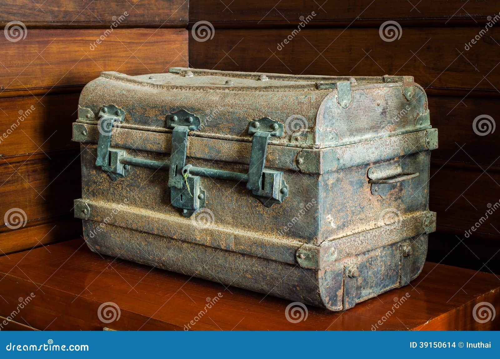 Ancient metal chest stock photo. Image of coffer, vintage - 39150614