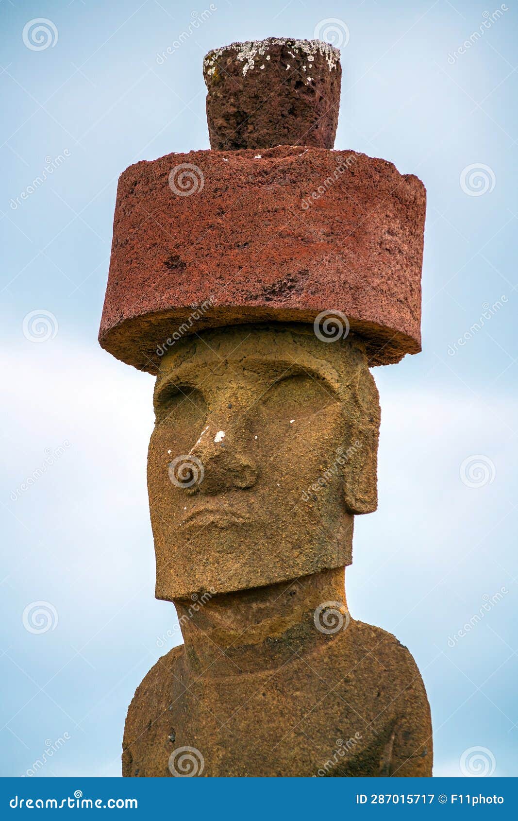 The Ancient Moai on Easter Island of Chile Stock Image - Image of rapa ...