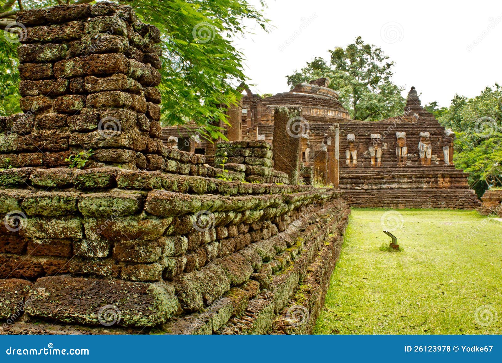 Ancient Monument at Wat Chang Rop, Kamphaeng Phet Stock Photo - Image ...