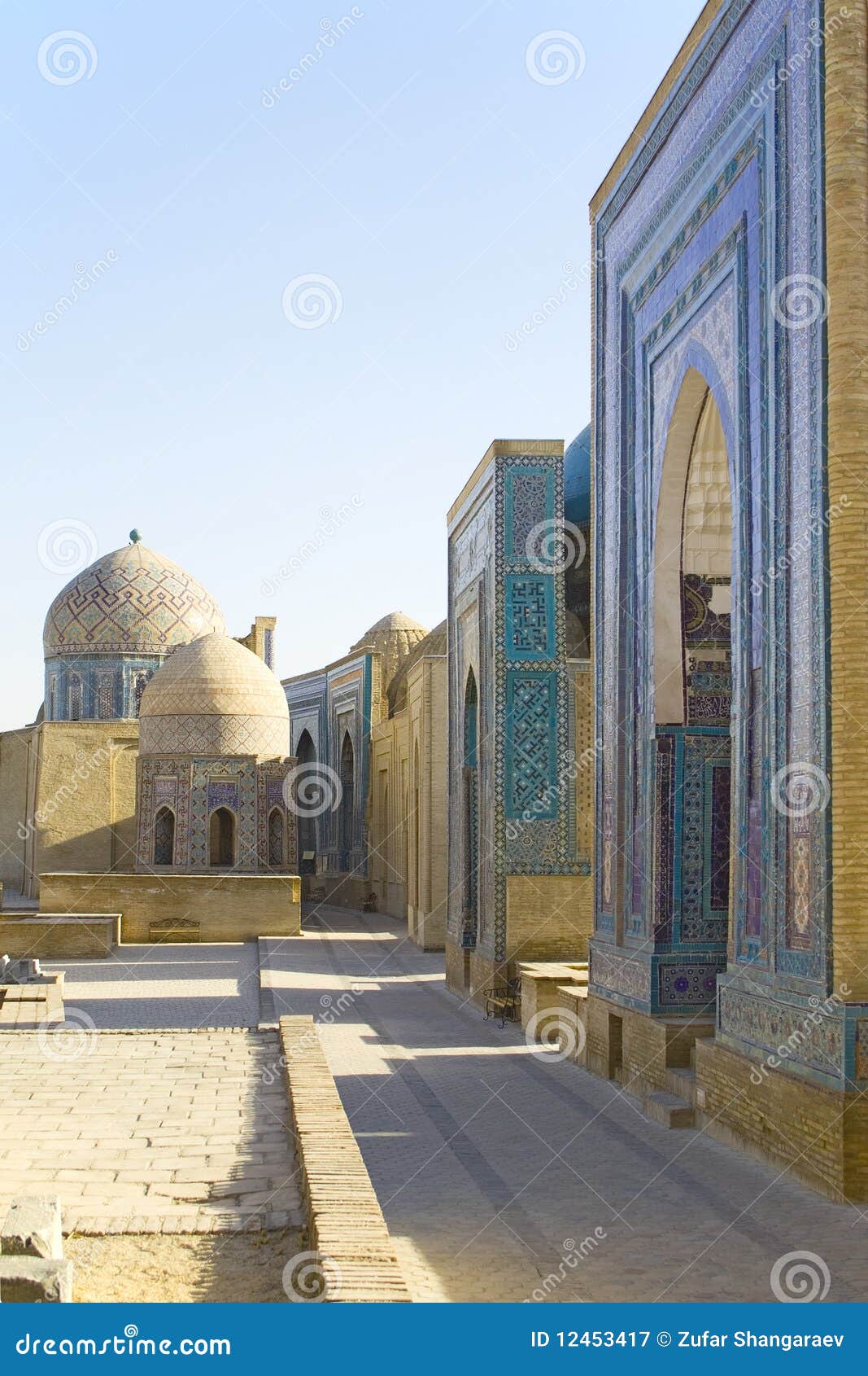Ancient Muslim Mausoleum stock image. Image of dome, landmark - 12453417