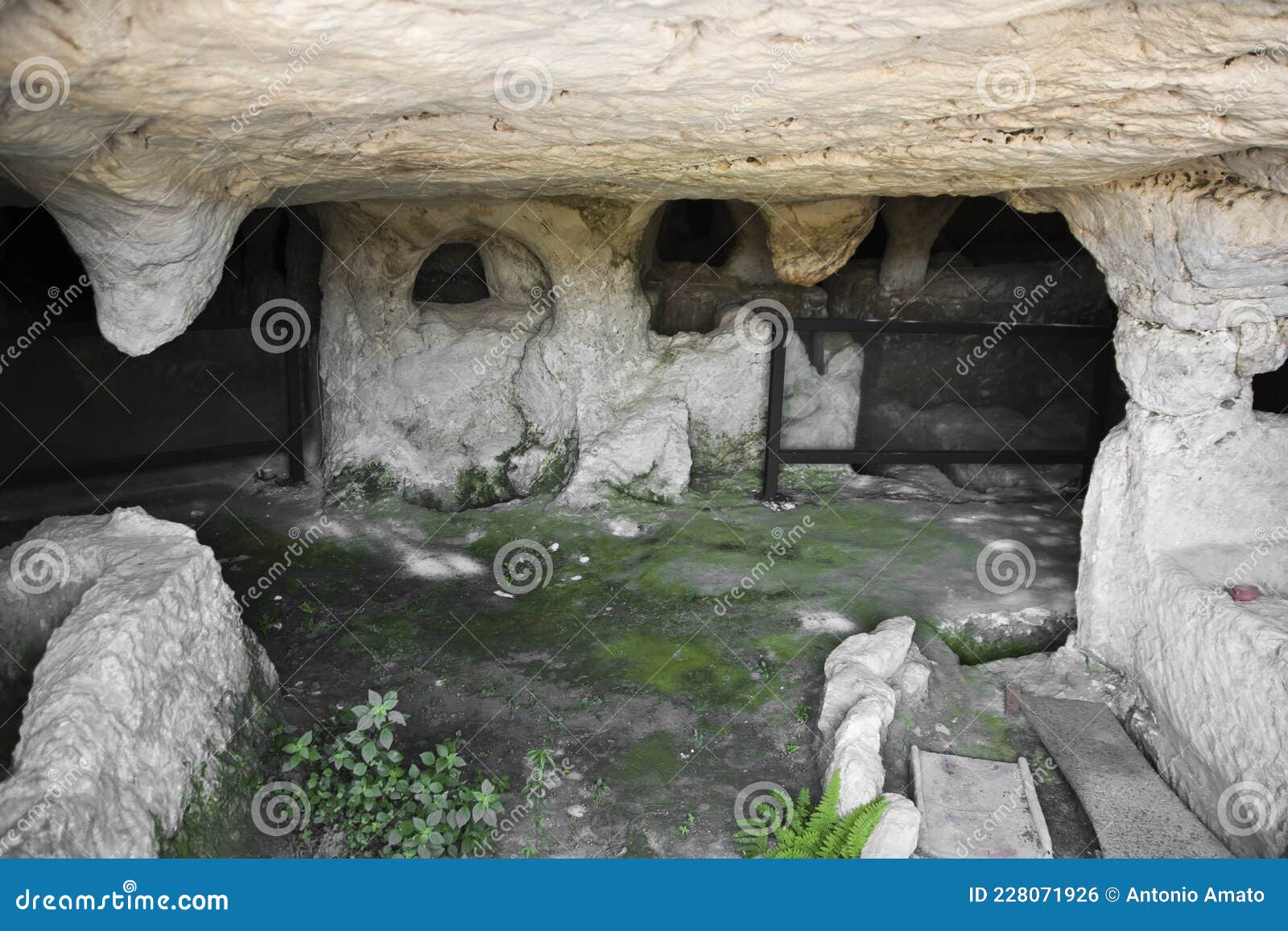 Ancient Necropolis in Apulia Stock Photo - Image of rock, peschici ...