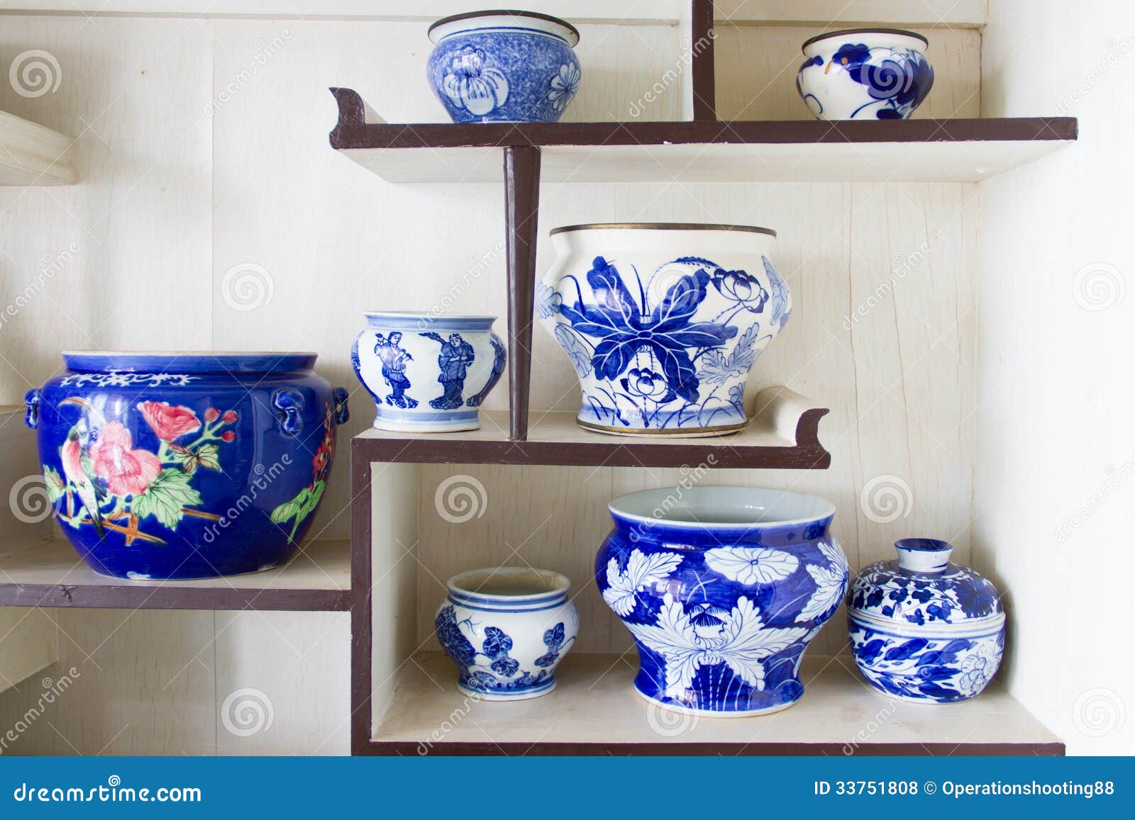 Ancient porcelain bowl stock photo. Image of china, colorful - 33751808
