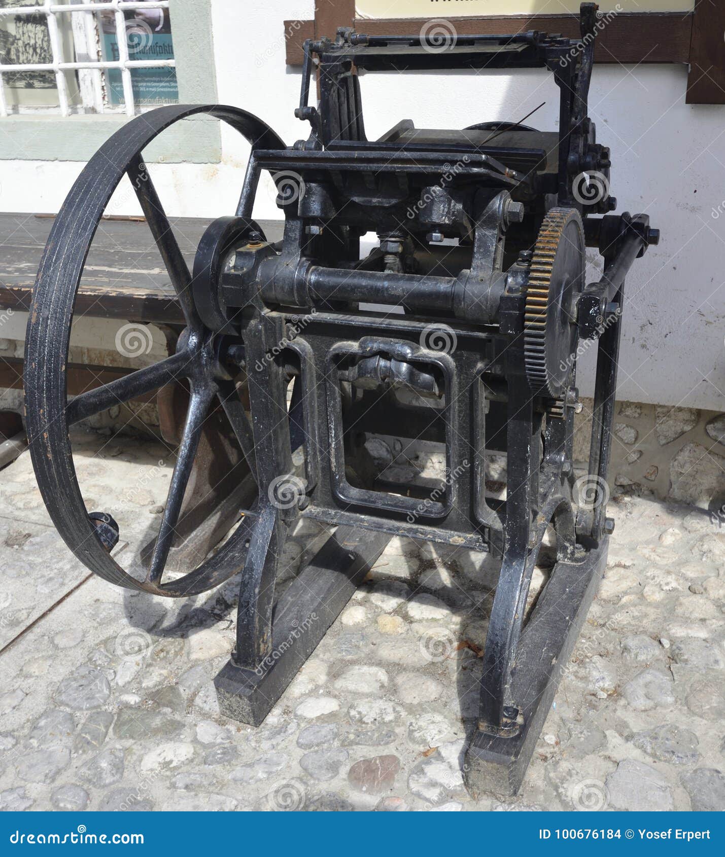 Ancient printing press editorial stock image. Image of ancient - 100676184