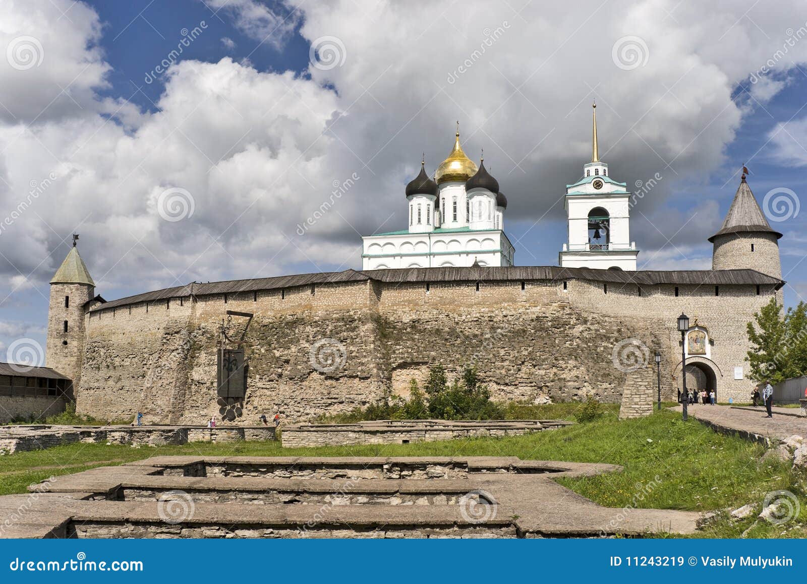Ancient Pskov kremlin view stock image. Image of onion - 11243219