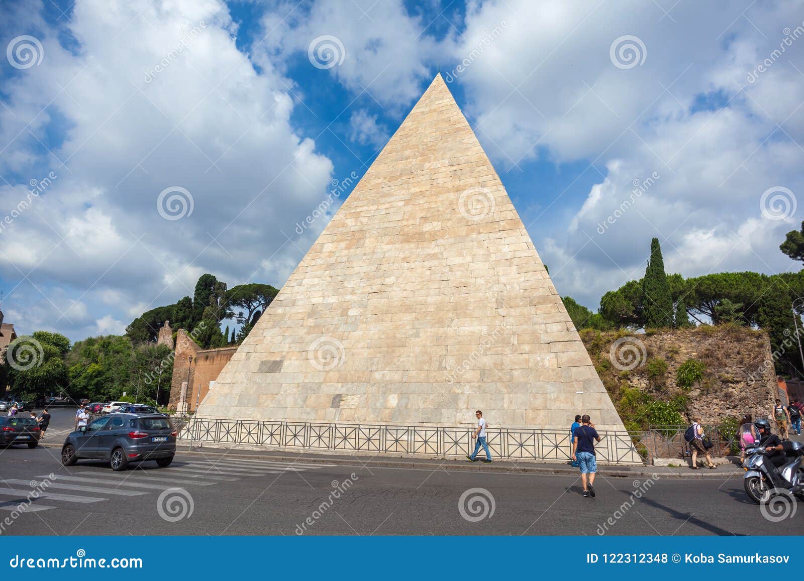 Pyramid Of Cestius In Rome, Italy Editorial Photo | CartoonDealer.com ...