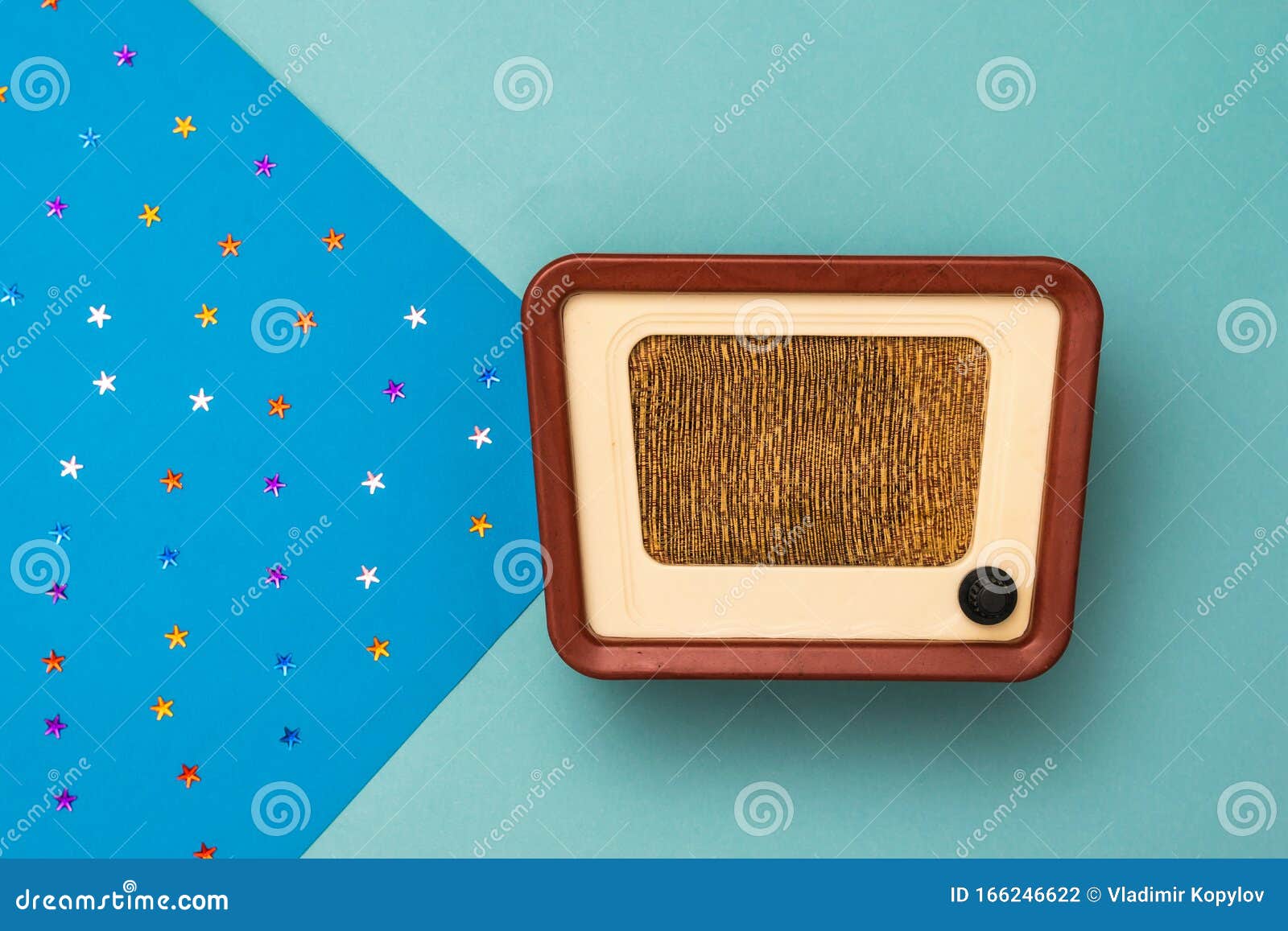 Ancient Radio with a Beam in the Form of a Starry Sky. Simulation of ...