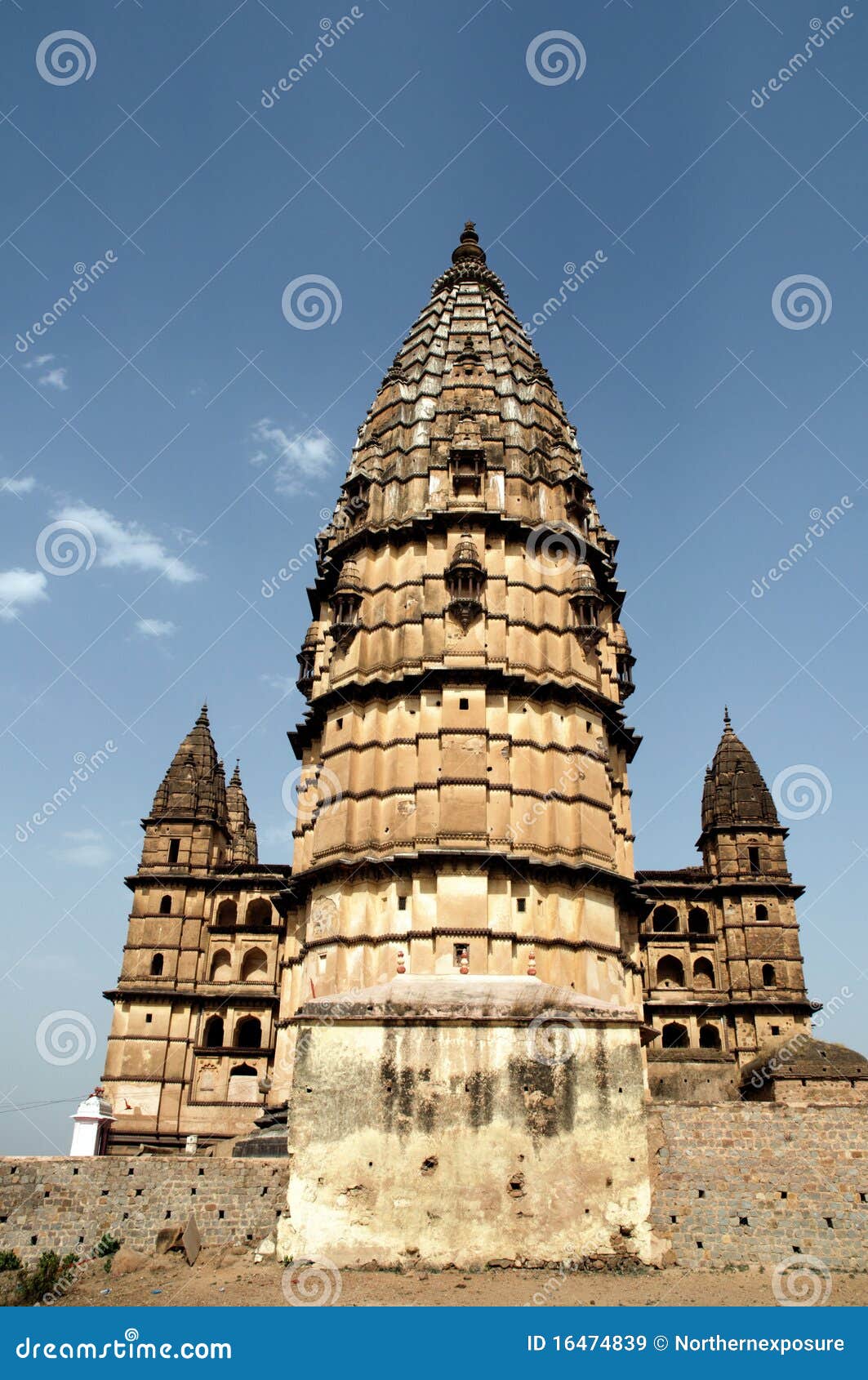 Ancient Rocket Like Fort in Orchha Stock Image - Image of mosque ...