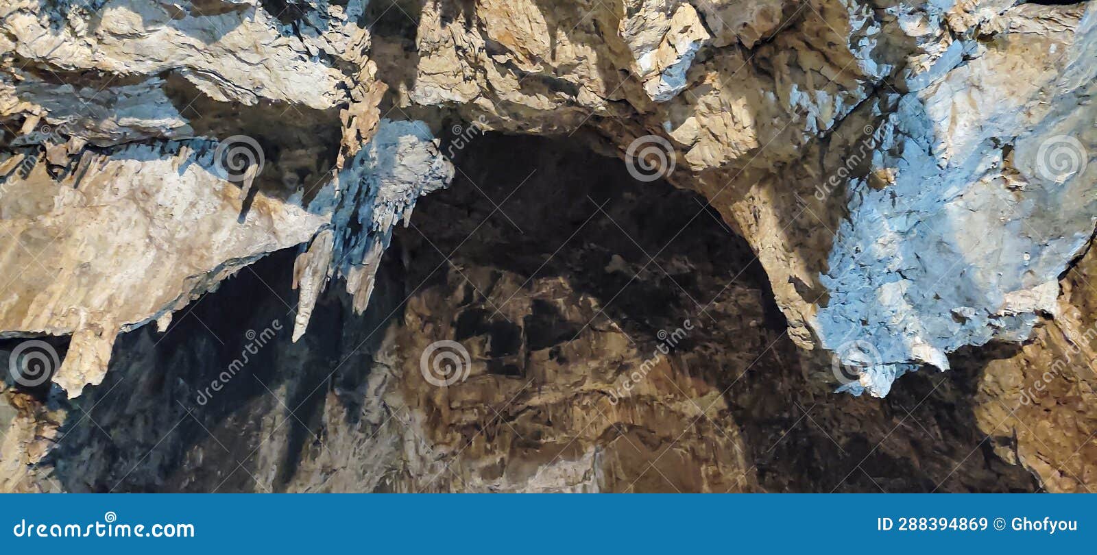 Ceiling of the cave stock image. Image of wadi, texture - 288394869