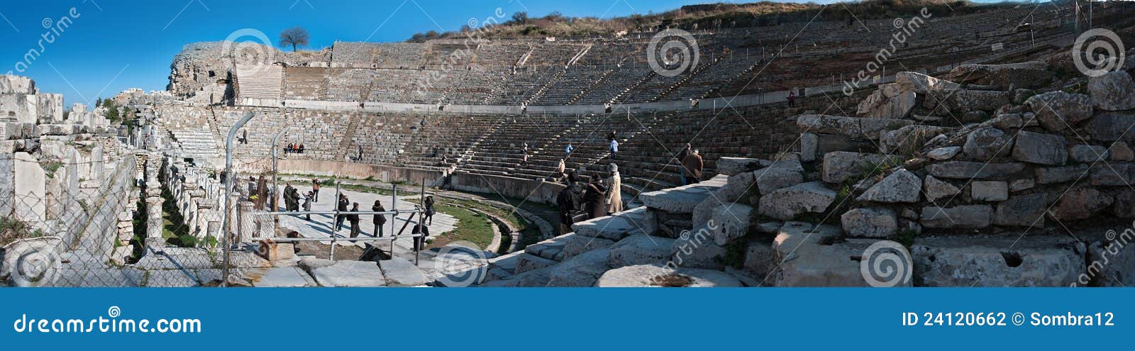 Ancient roman amphitheatre editorial photography. Image of greek - 24120662