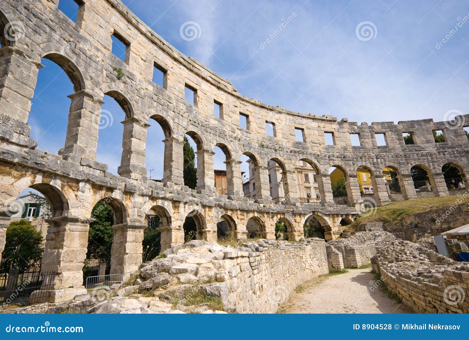 Ancient roman amphitheatre stock photo. Image of heritage - 8904528