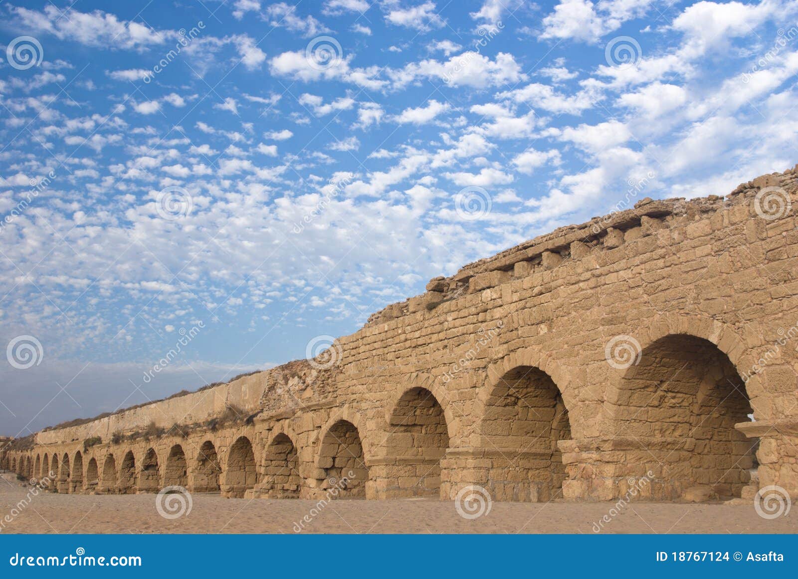 Ancient roman aquaduct stock photo. Image of ancient - 18767124