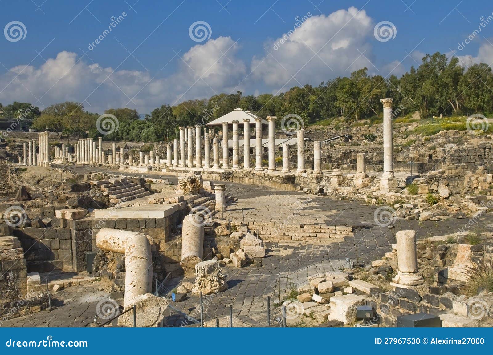 Ancient Roman Excavations in Israel Stock Photo - Image of columns ...
