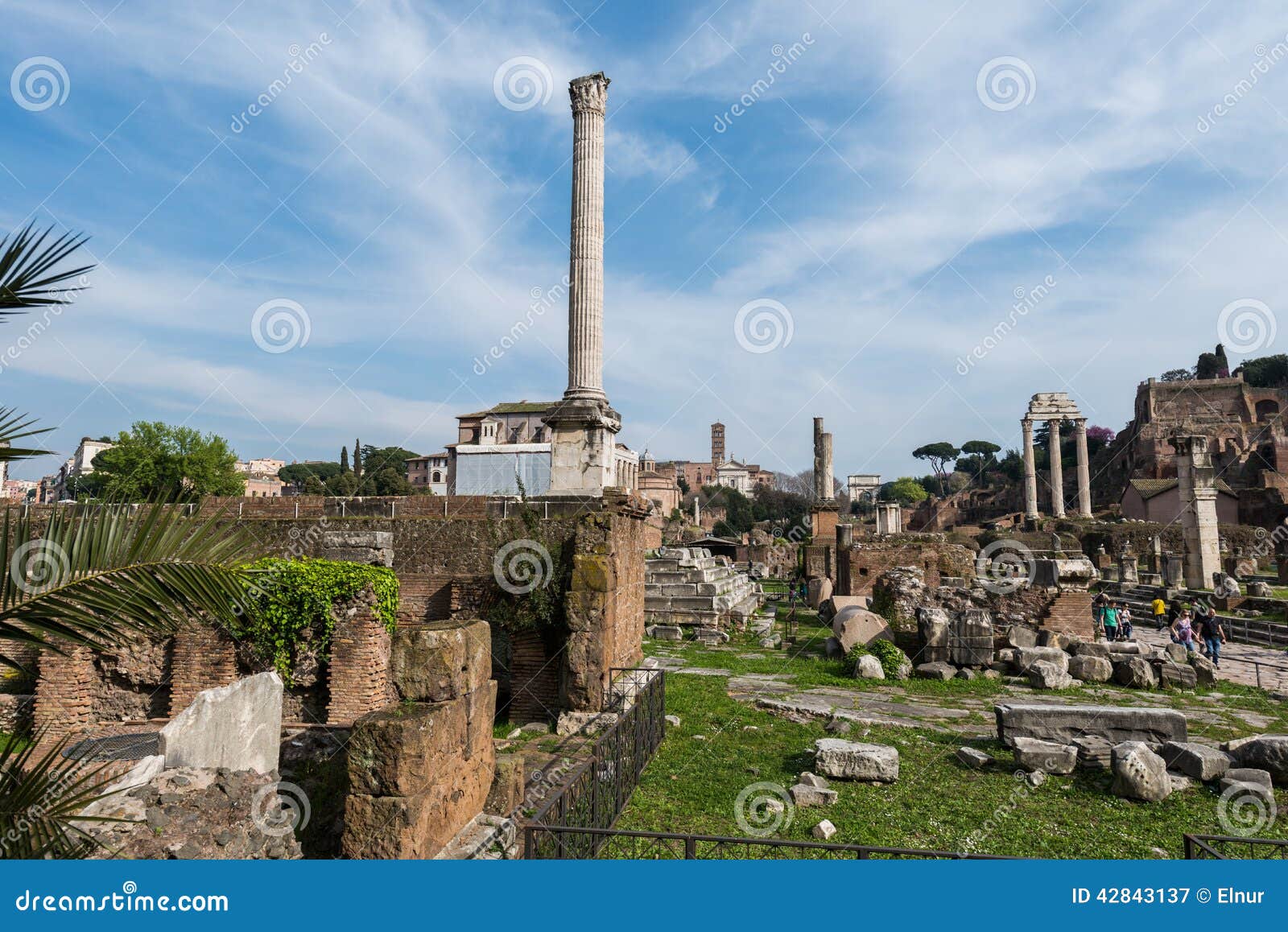 Ancient Rome ruines editorial photography. Image of capital - 42843137