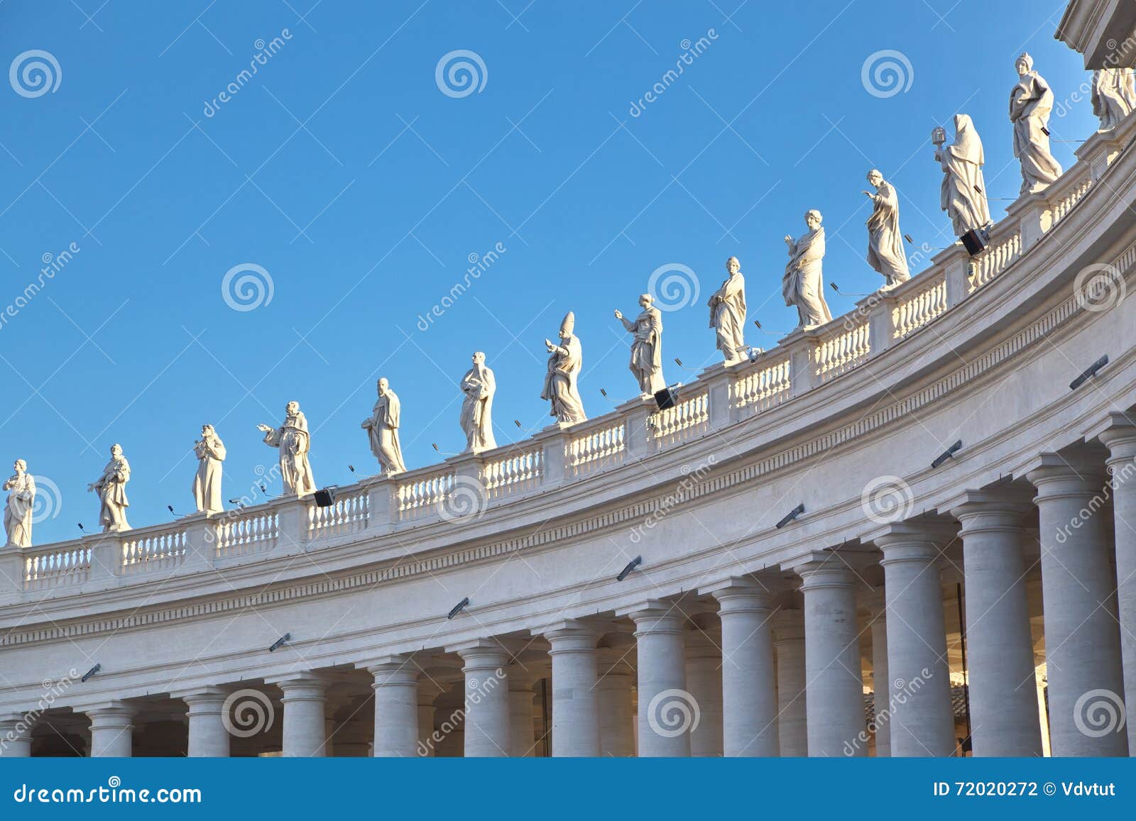 Ancient Rome Street View At Ostiense Square With Landmark Of Pyramid ...