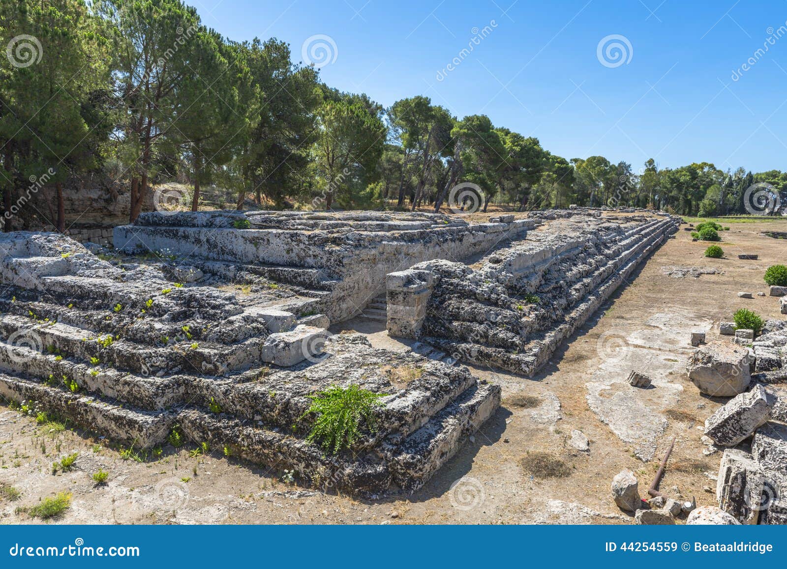 Ancient Ruins in Syracuse, Sicily Stock Image - Image of italian, house ...