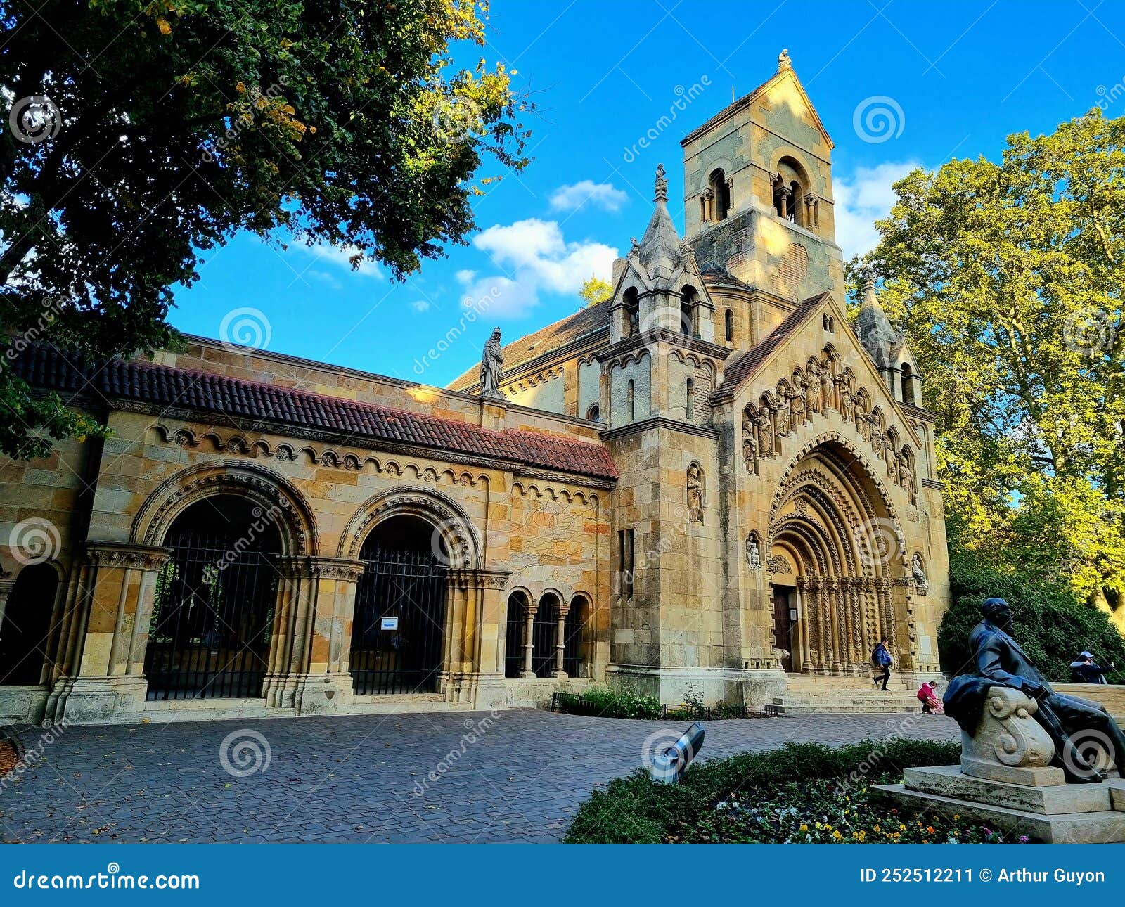 Ancient Rural Castle in Budapest Editorial Photo - Image of rural ...