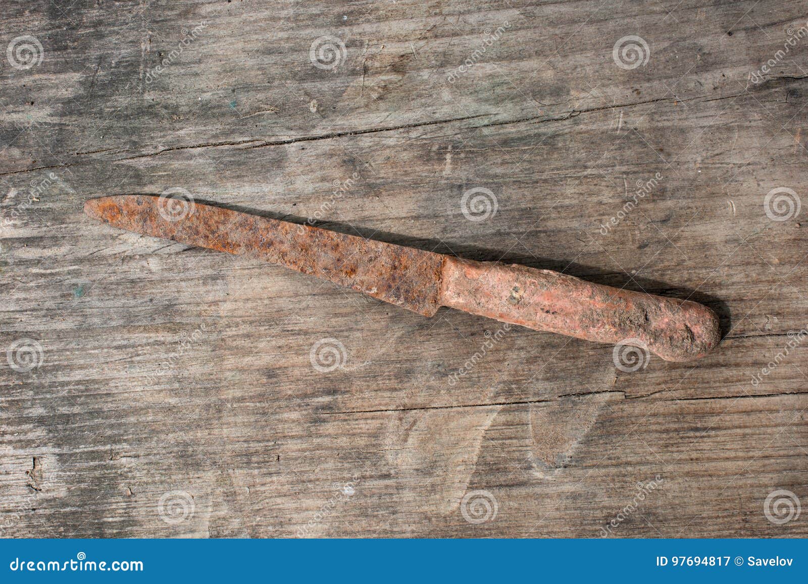 Ancient rusty knife stock image. Image of grunge, butcher - 97694817