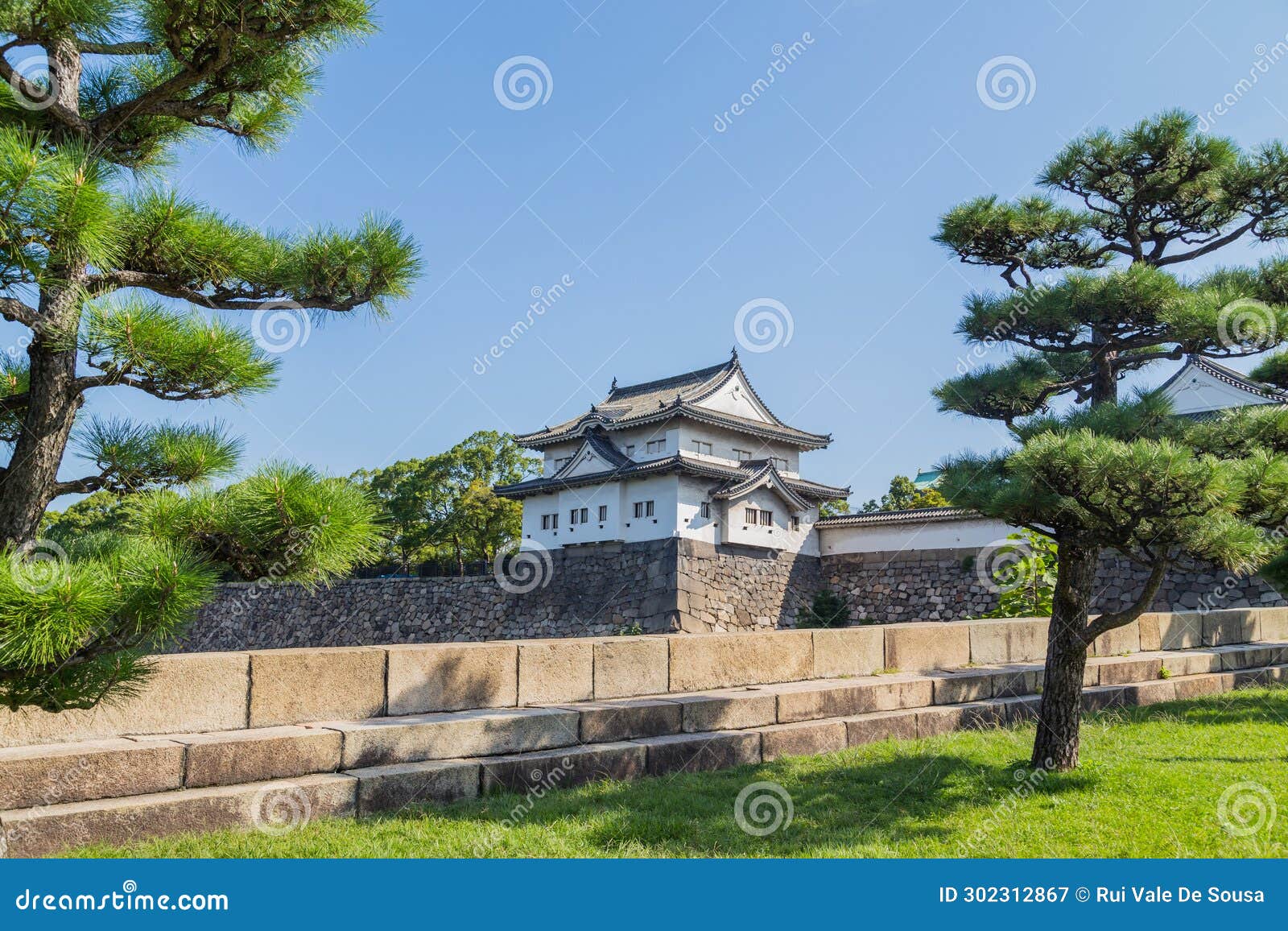 Ancient Samurai Castle of Himeji Editorial Photography - Image of asian ...