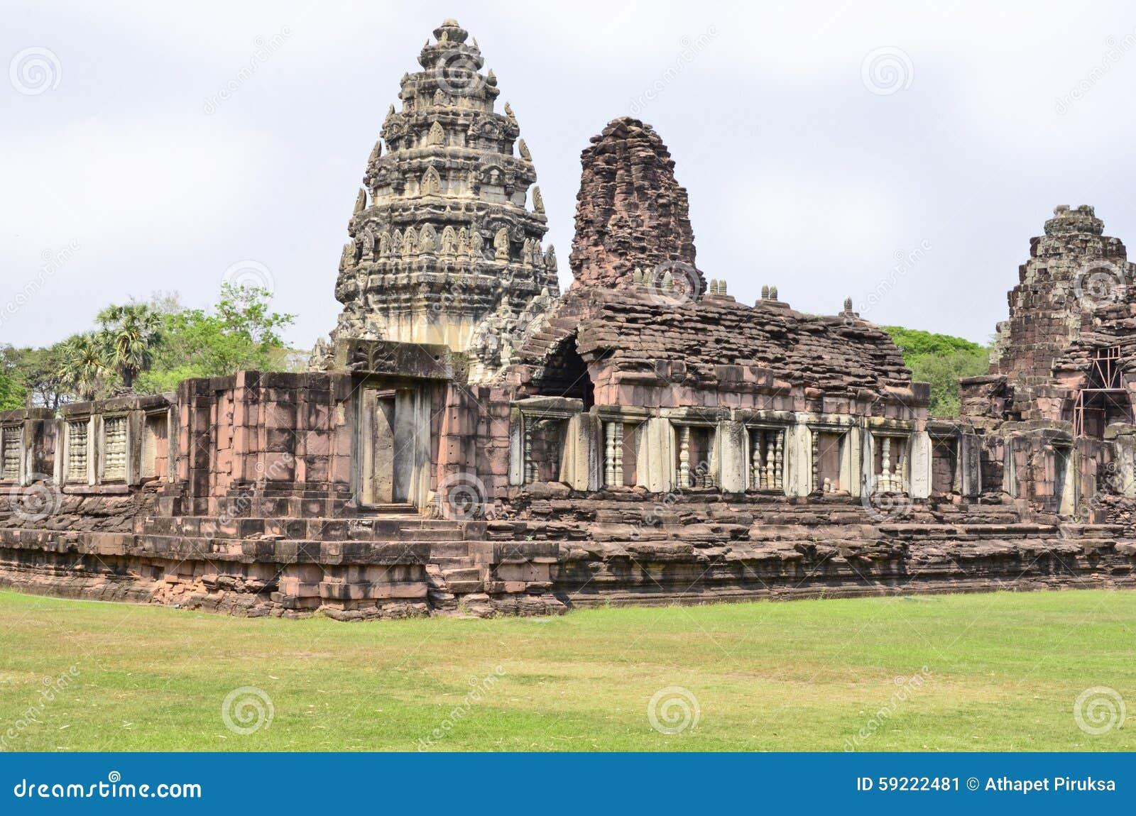 Ancient sand stone palace stock image. Image of pond - 59222481