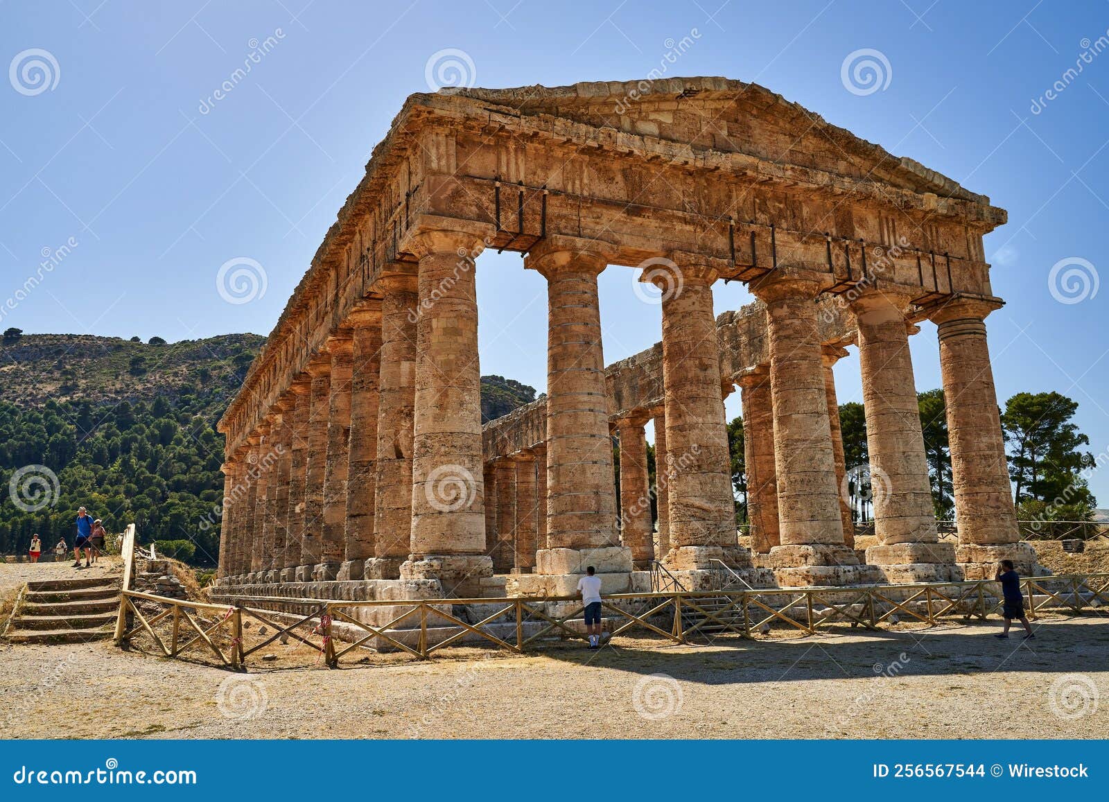 Ancient Segesta Temple on a Sunny Morning Editorial Stock Image - Image ...