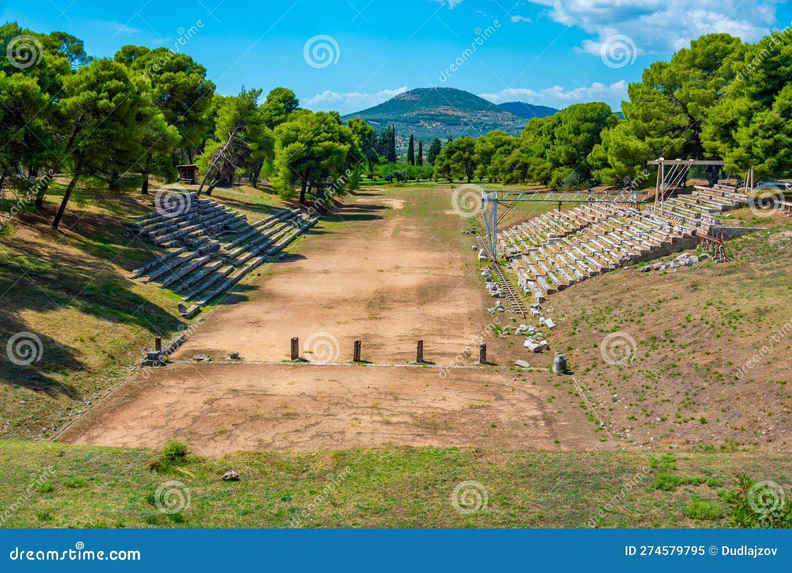 Ancient Stadium at the Sanctuary of Asklepios at Epidaurus in Gr Stock ...