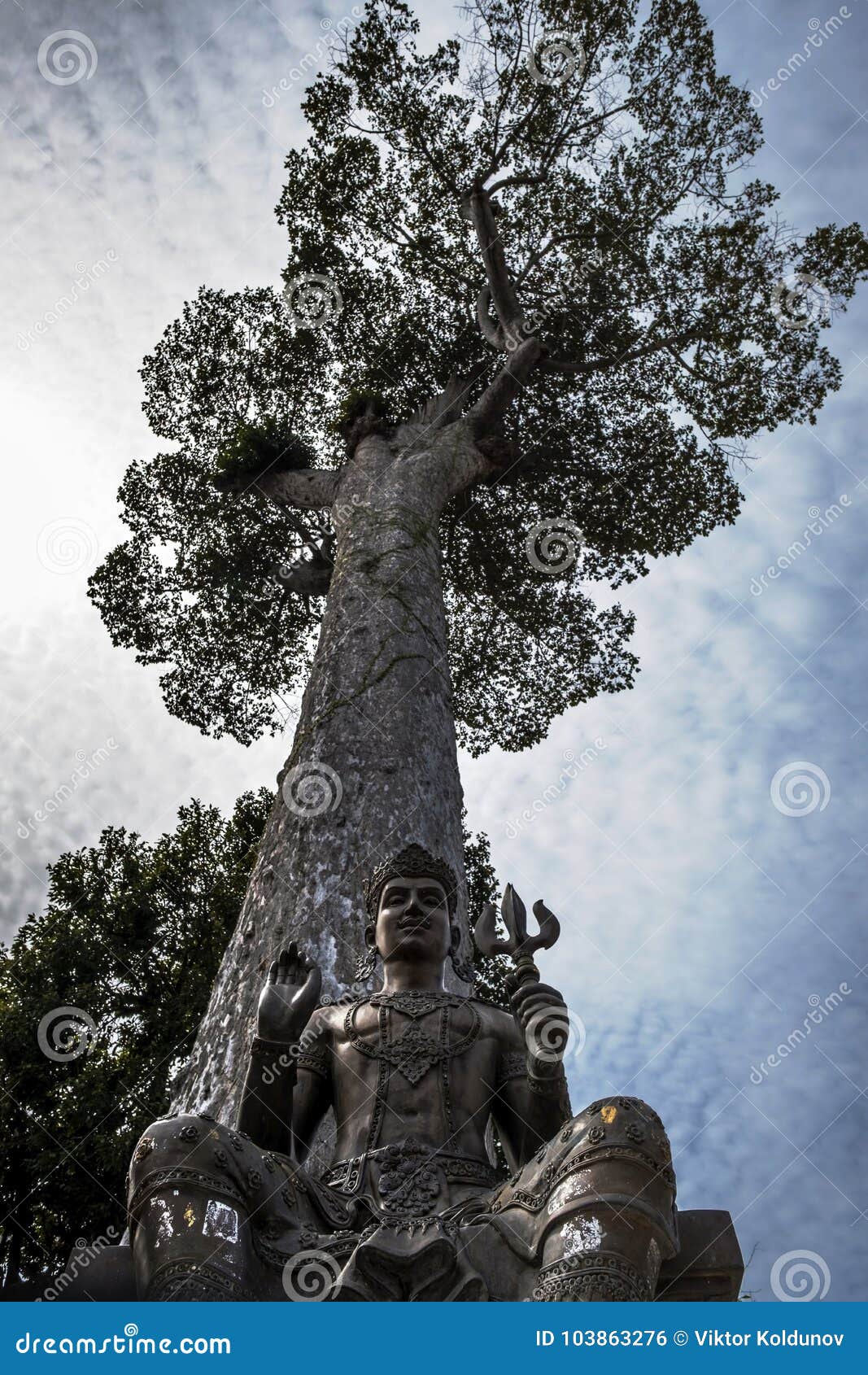 An Ancient Statue of Buddhism Stock Photo - Image of religion, ancient ...