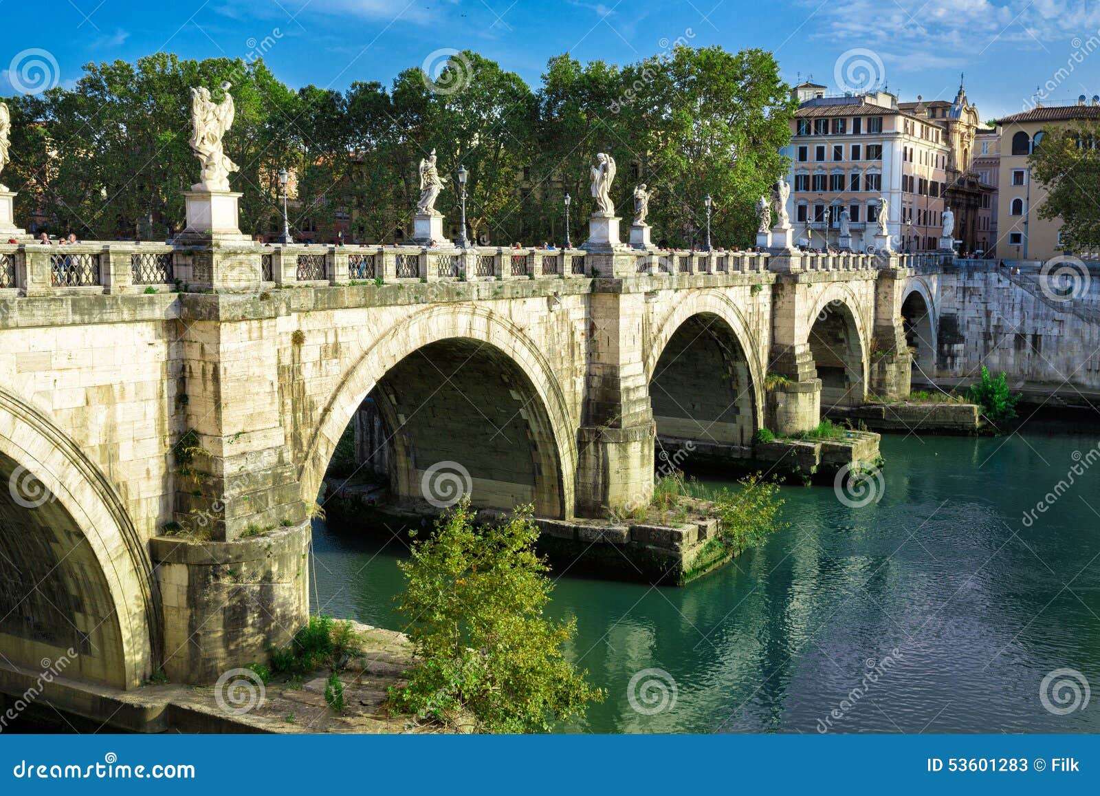 Ancient stone bridge editorial stock photo. Image of statue - 53601283