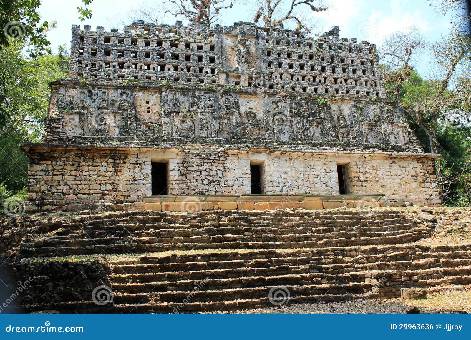 Ancient Mayan Ruins at Yaxchilan, Chiapas, Mexico Stock Photo - Image ...