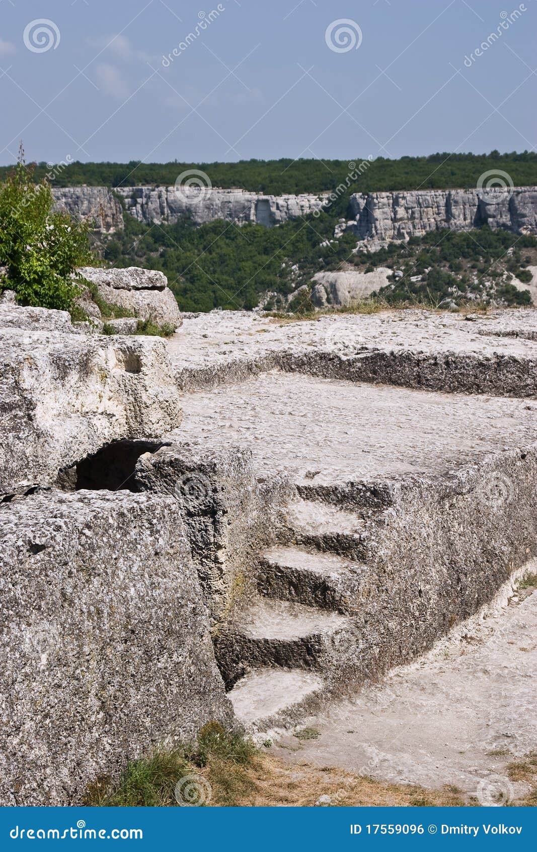 Ancient Stone Steps on Chufut-Kale Plateau Stock Photo - Image of cave ...