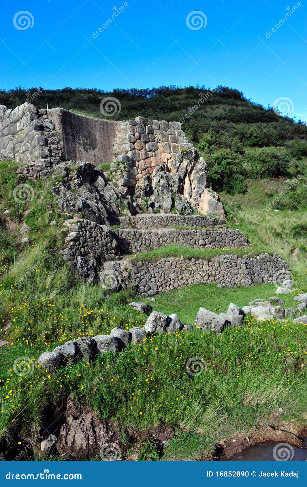 Ancient stone wall in Peru stock photo. Image of landmark - 16852890