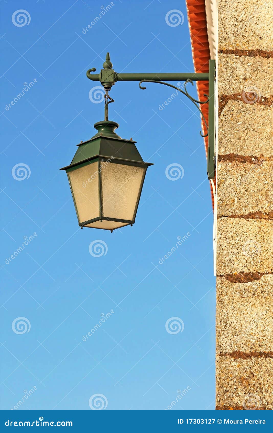 Ancient street lamp stock image. Image of elegance, detail - 17303127