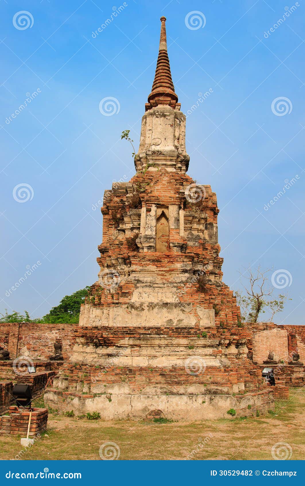 An ancient stupa stock photo. Image of tourist, worship - 30529482