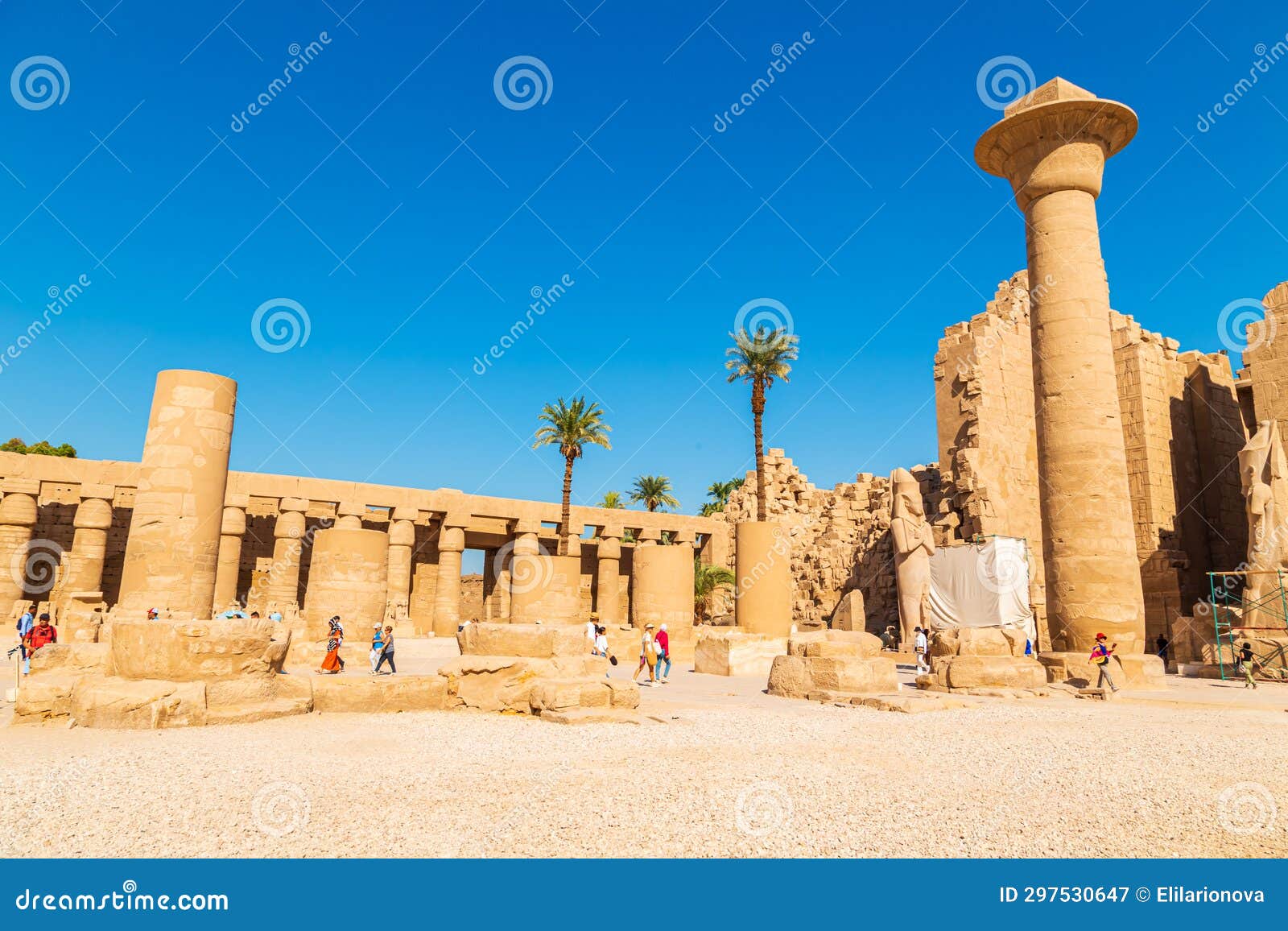 Ancient Temple Complex of Karnak Editorial Photography - Image of ...