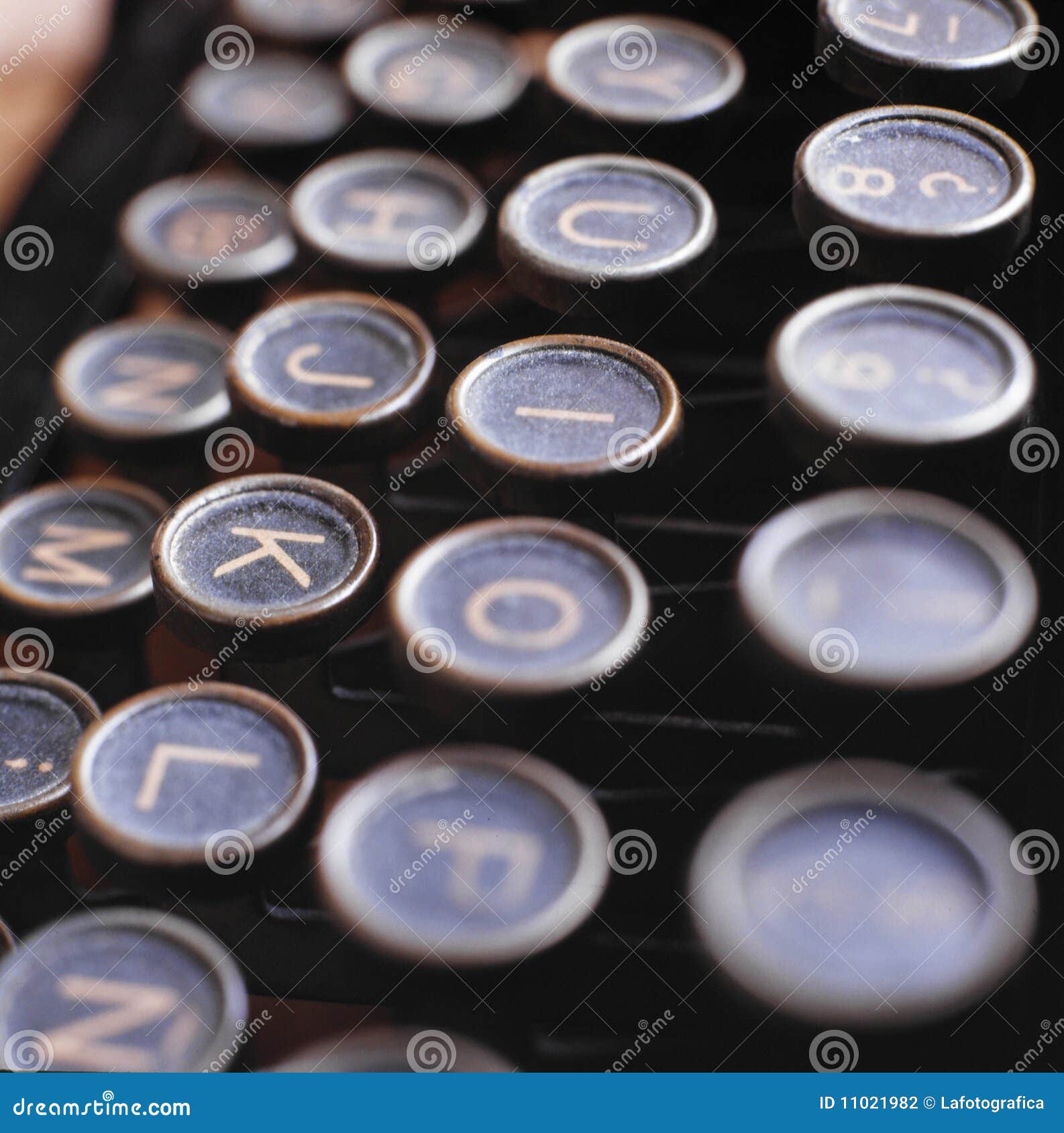 Ancient typewriter stock photo. Image of macros, combine - 11021982