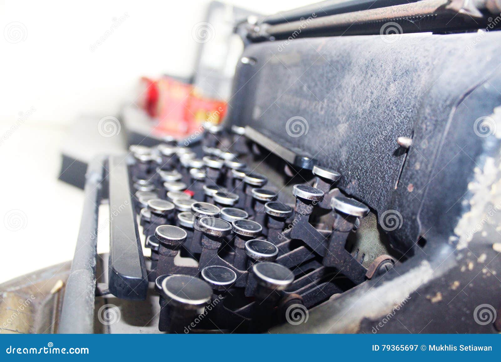 Ancient typewriter stock image. Image of searching, ancient - 79365697