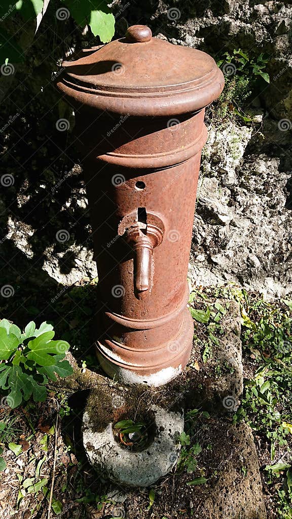 Ancient water pump stock image. Image of pump, iron - 127136447