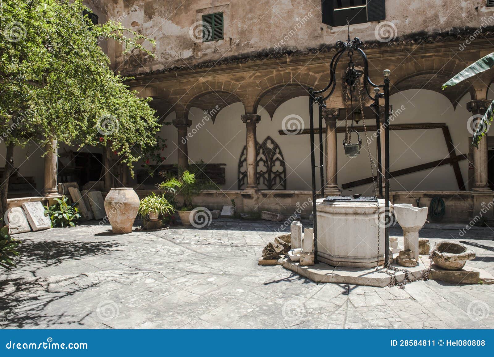 Ancient water well stock image. Image of courtyard, building - 28584811