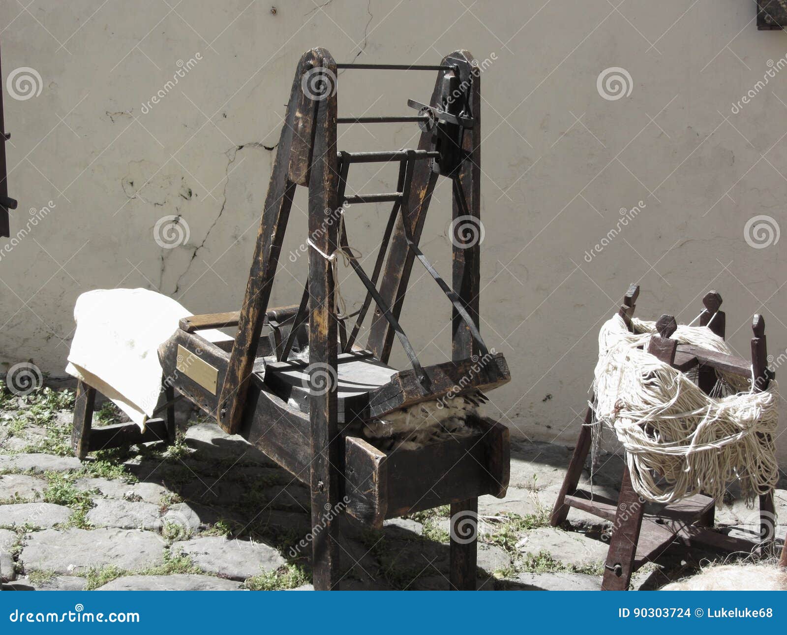 Ancient Wool Carding Machine and Raw Wool Yarn Stock Photo - Image of ...