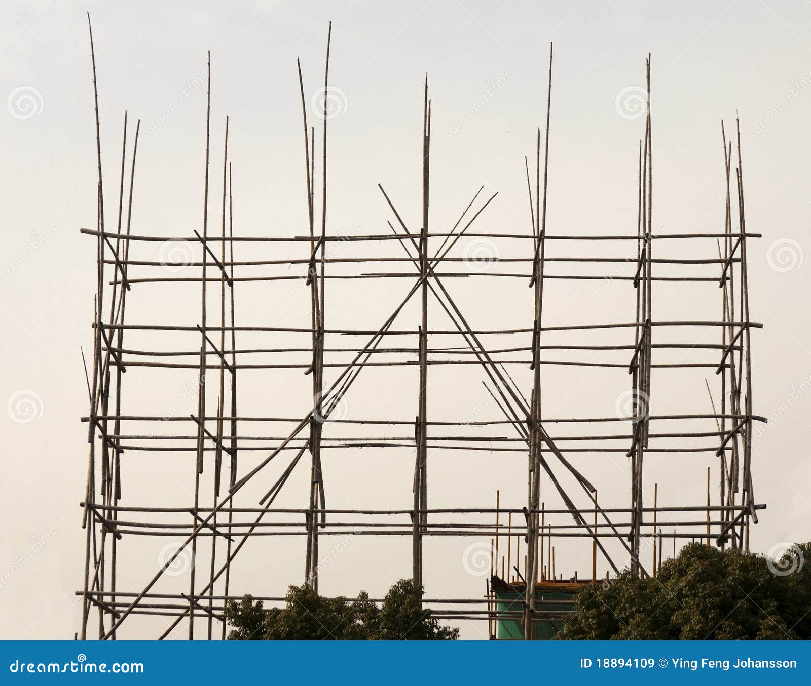 Andamio de bambú imagen de archivo. Imagen de sitio, chino - 18894109