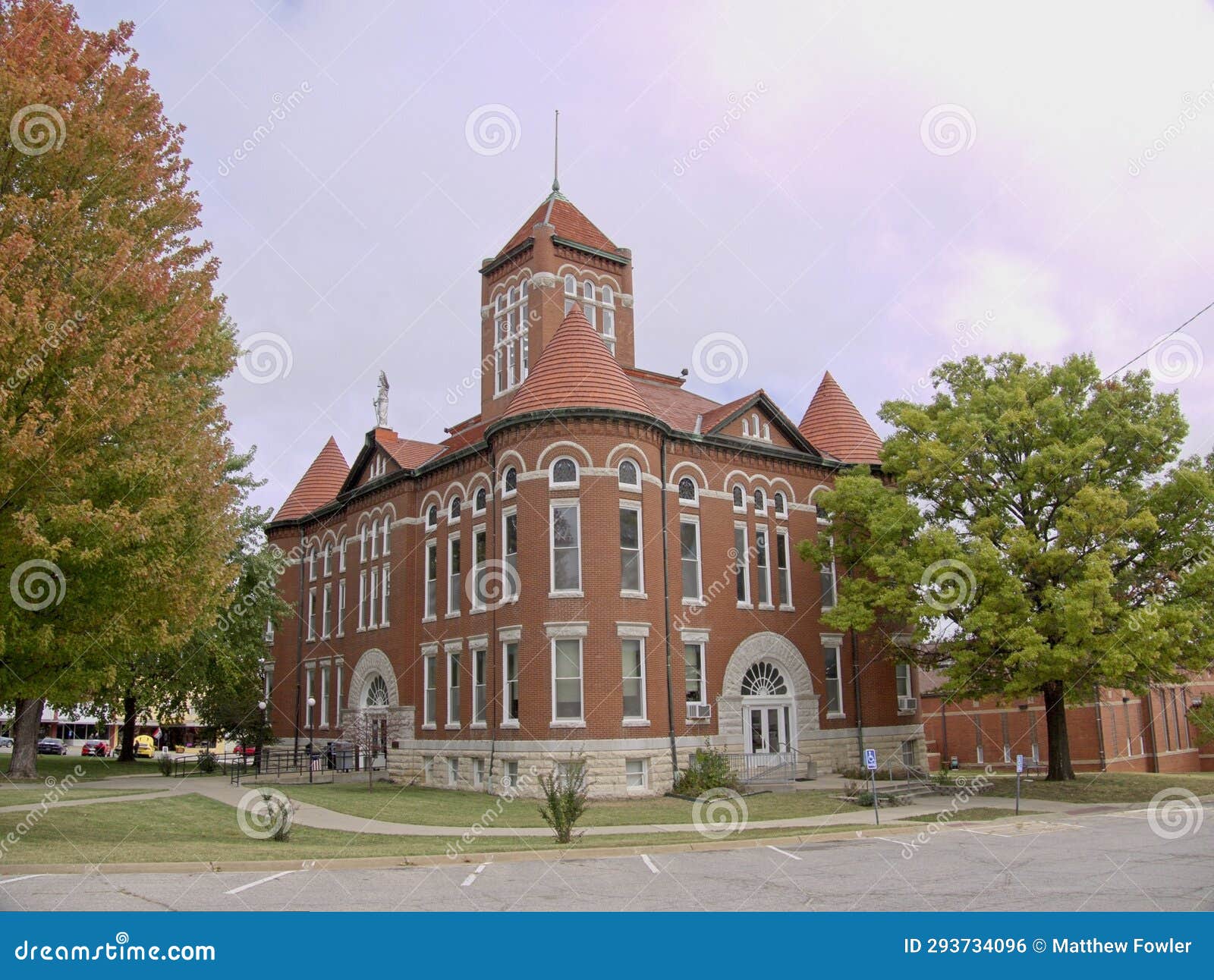 Anderson County Kansas Courthouse in Garnett Editorial Photo - Image of ...