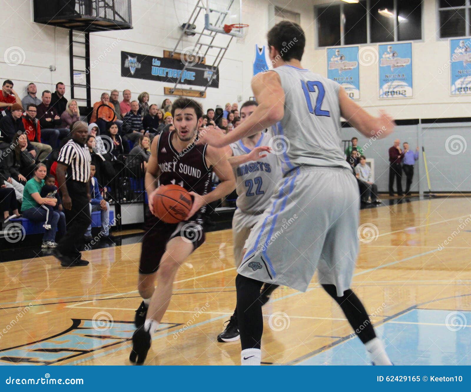 Andre Lewis imagen editorial. Imagen de bola, jugador - 62429165