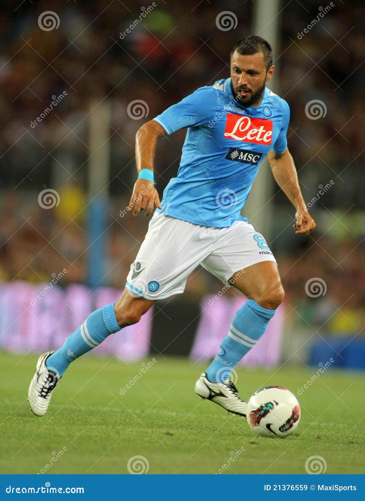 Andrea Dossena of SSC Napoli Editorial Stock Image - Image of sportiva ...