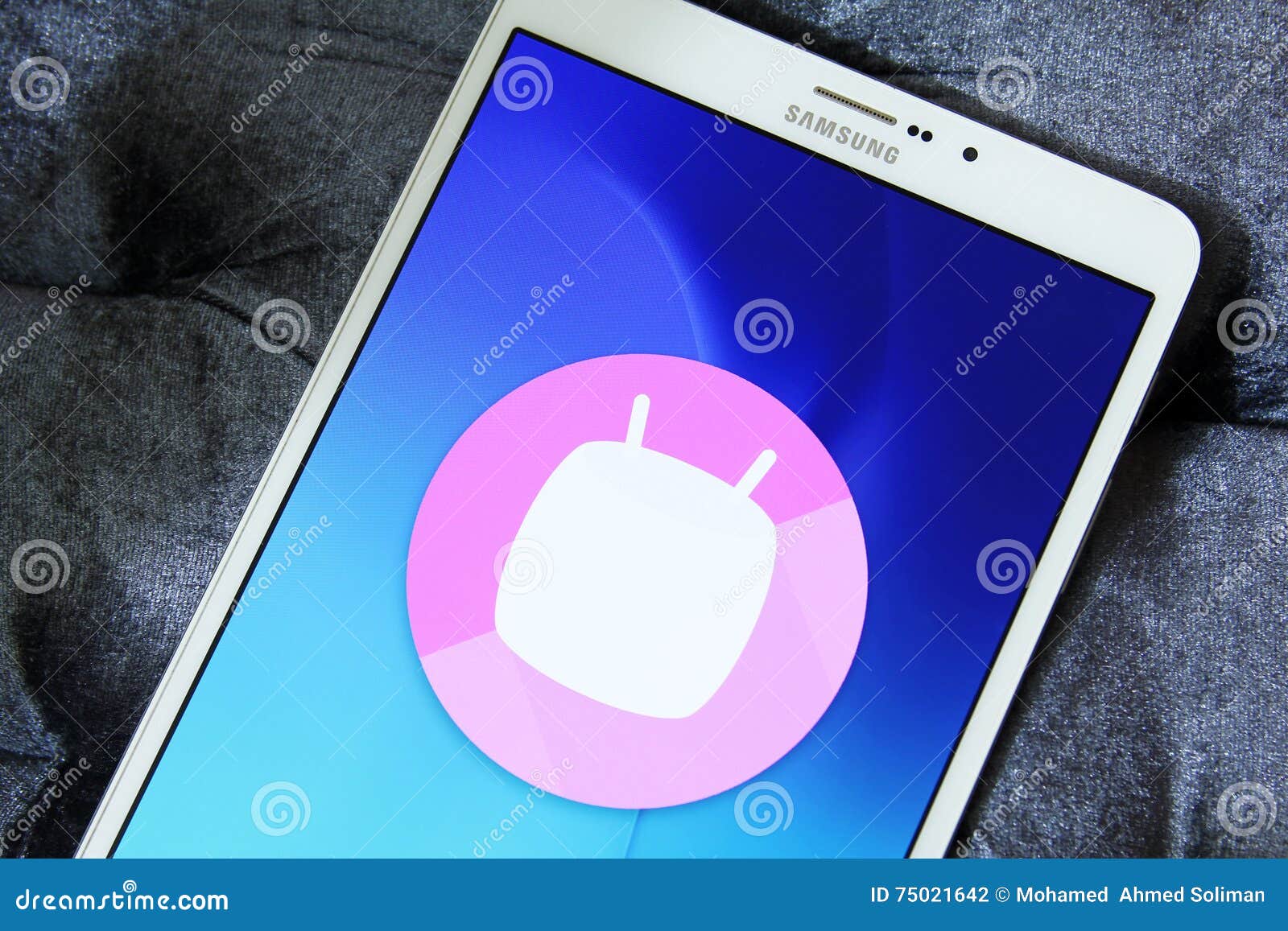Android Marshmallow logo editorial photography. Image of android - 75021642