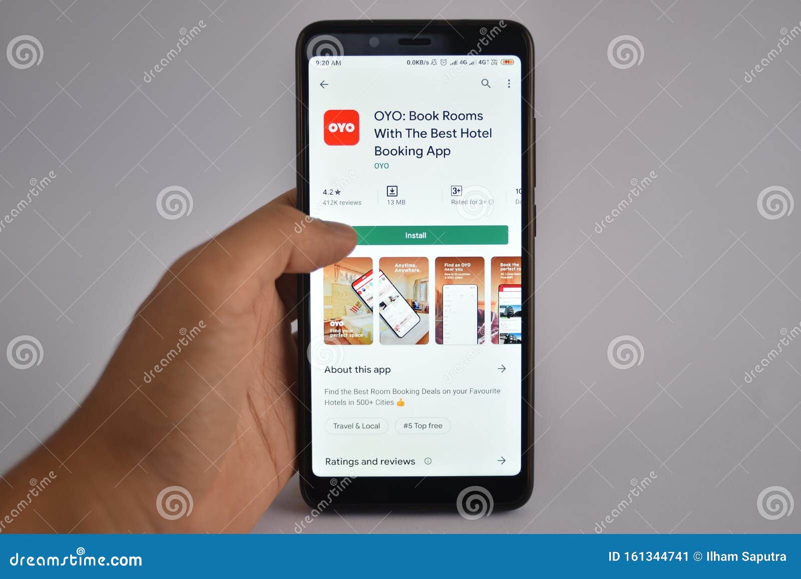 The Android Phone with OYO App on the Screen Editorial Photo - Image of ...
