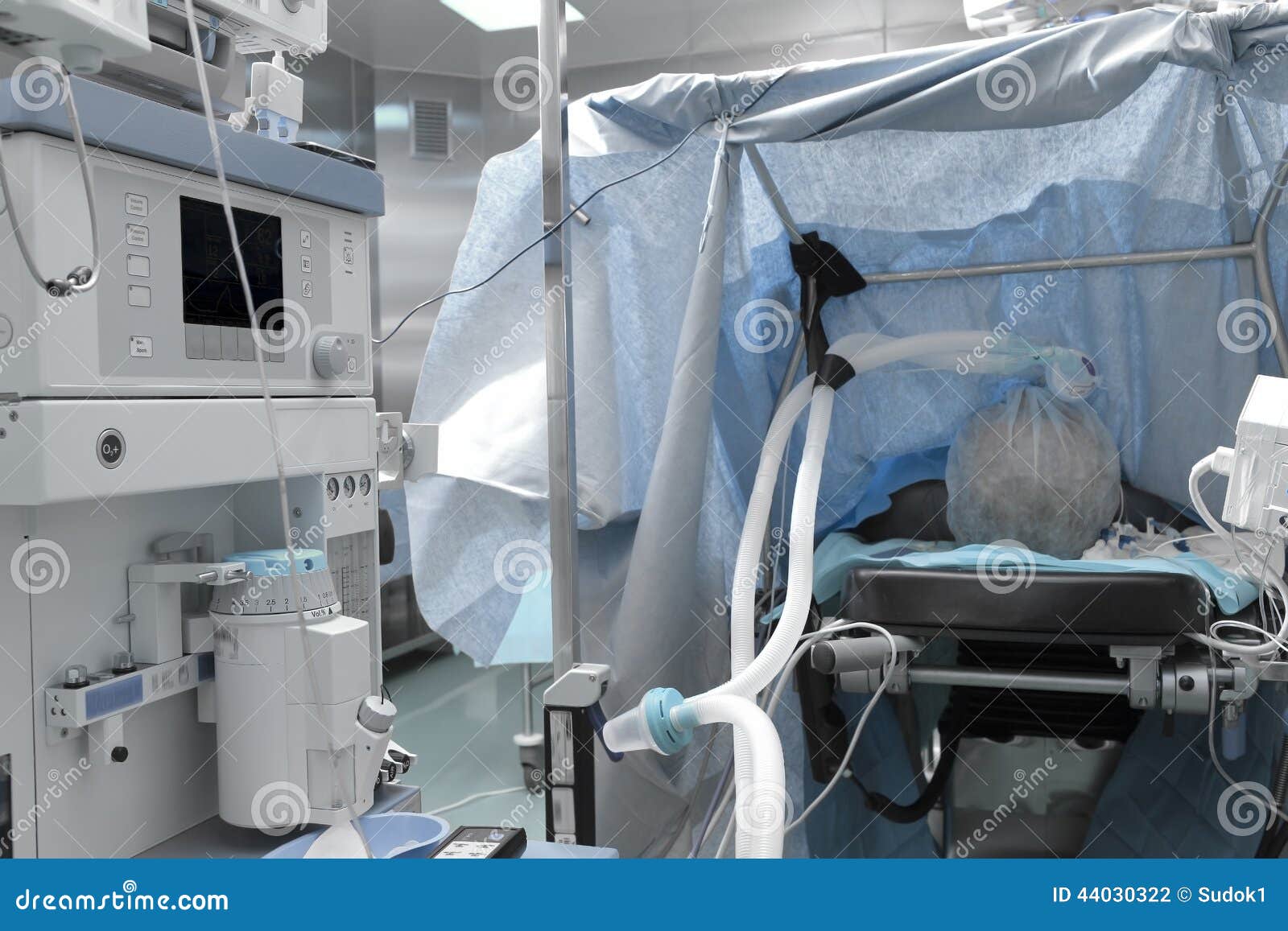 Operating Room Setup For Retinal Detachment Procedure Stock Photo ...