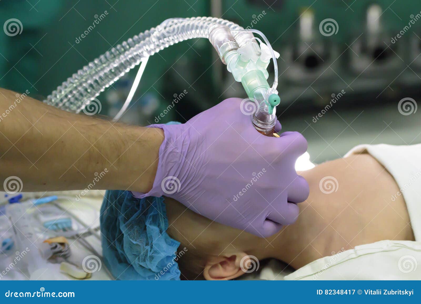 Anesthesie voor een Kind stock afbeelding. Image of nashua - 82348417