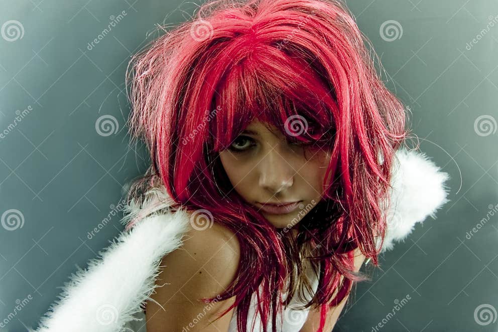 Ange roux de l'adolescence photo stock. Image du girlish - 1927752