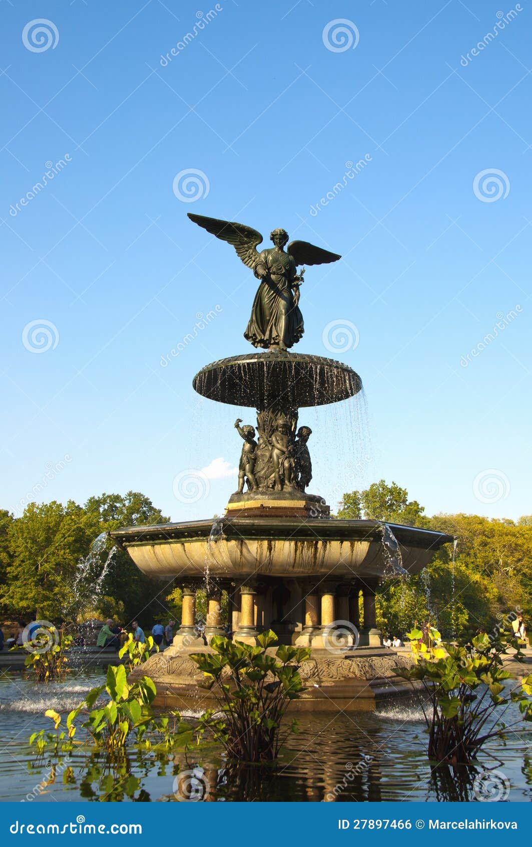 Angel Fountain in Central Park Editorial Photo - Image of angel ...